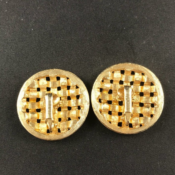 Sarah Coventry | Jewelry | Vintage Sarah Coventry Golden Weave Button ...